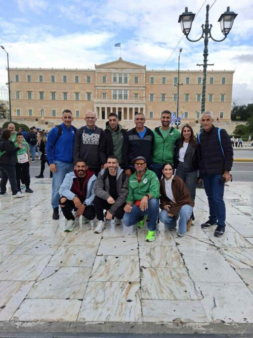 13 δρομείς από το Ακάκι τίμησαν το χωριό στο Μαραθώνιο της Αθήνας ...