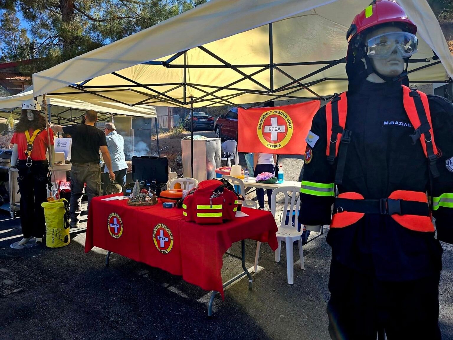 Οι εθελοντές του ΕΤΕΑ πρόσφεραν υπηρεσίες στο Φεστιβάλ στα Σπήλια και ...