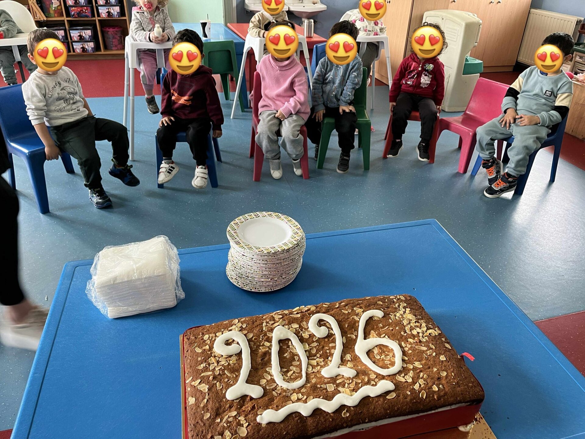 Έκοψαν βασιλόπιτα τα παιδάκια στο ΣΚΕ Ακακίου - ΕΦΗΜΕΡΙΔΑ ΔΥΤΙΚΗΣ ΛΕΥΚΩΣΙΑΣ